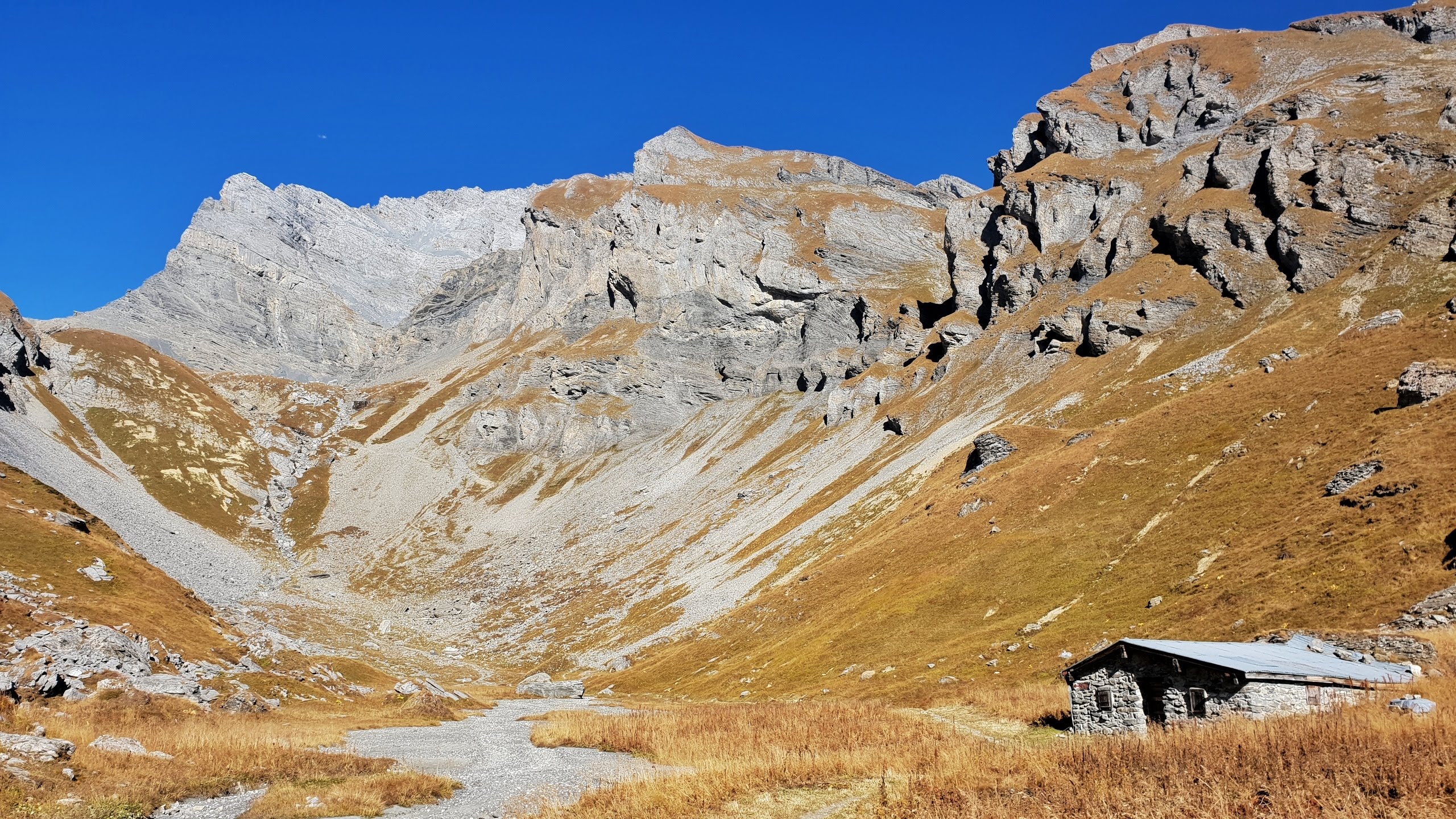 Jorasse – Cabane Rambert – Loutze – Ovronnaz – Randonnées en Suisse romande